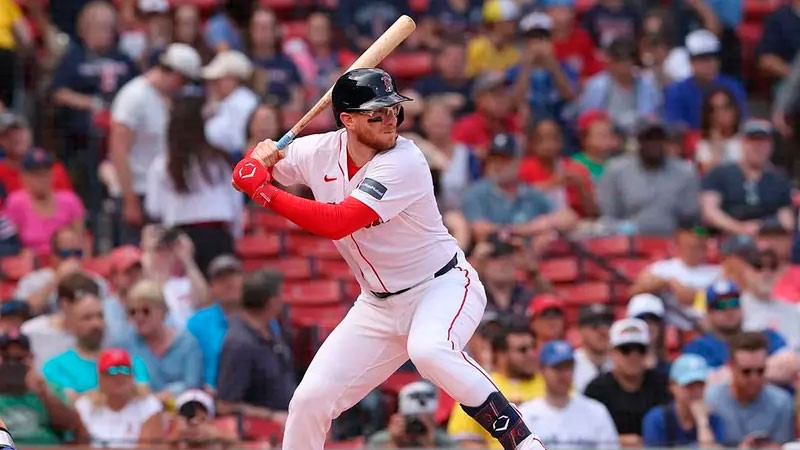 ¡Insólito! Danny Jansen juega un partido oficial para Boston y Toronto